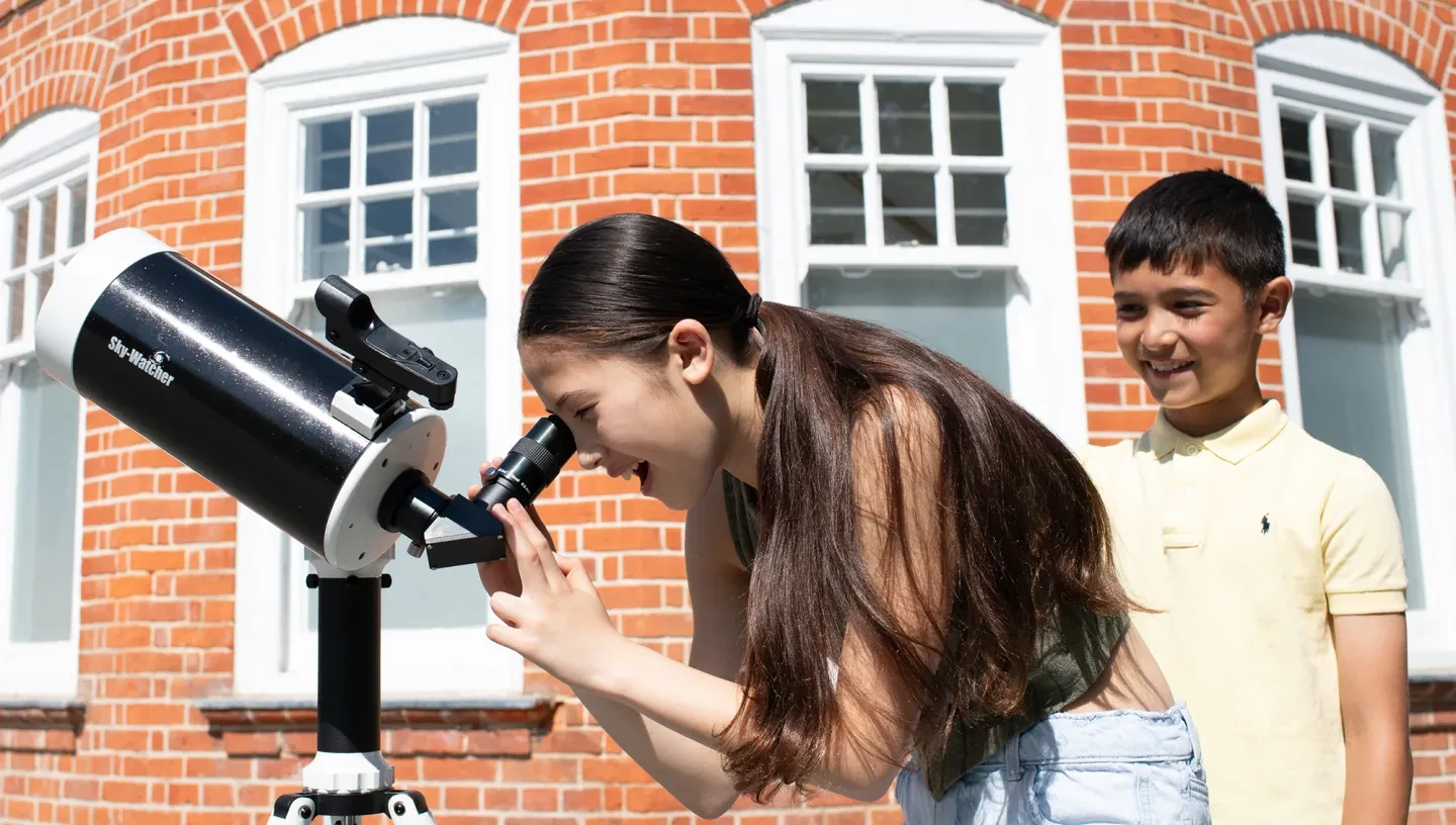 Partial Solar Eclipse UK Live Stream | 29 March 2025